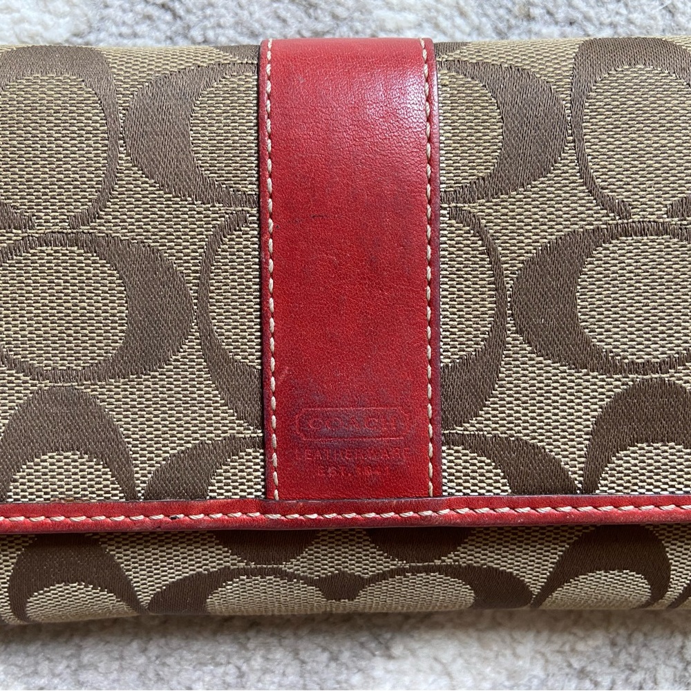 Coach Signature Vintage Large Snap Closure Wallet Red… - Gem